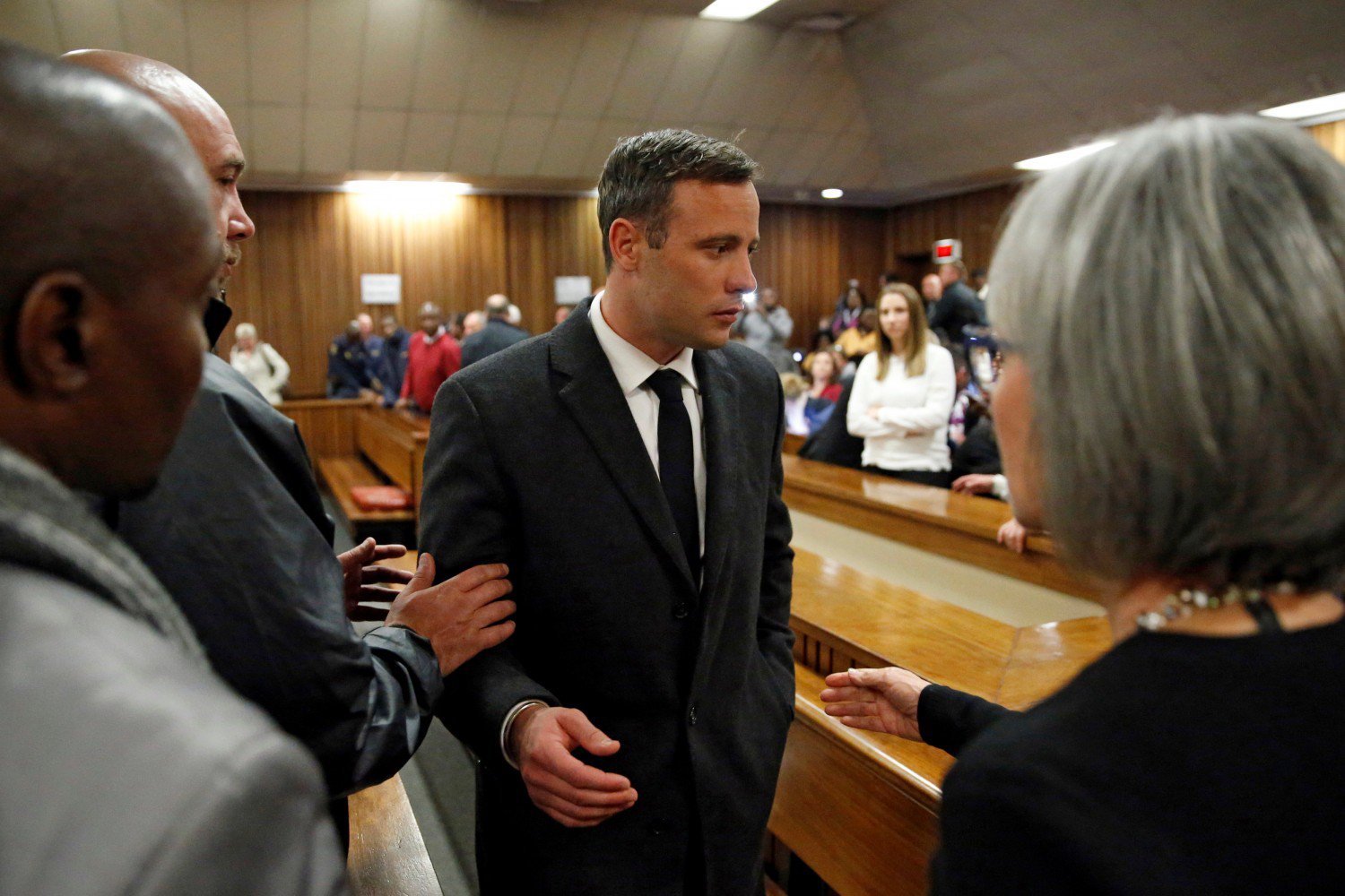 Oscar Pistorius Fue Condenado A 6 Años De Prisión Por El Asesinato De