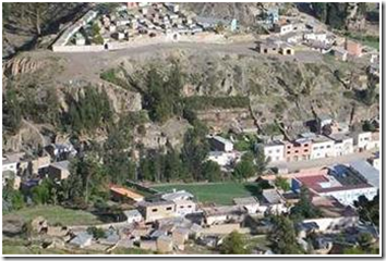 En Palca, la gente hace huecos en sus patios para buscar oro – eju.tv