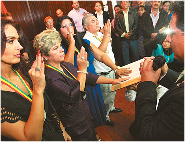 Oposición ensaya su unidad en la Brigada de Santa Cruz; el MAS ve apoyo ...