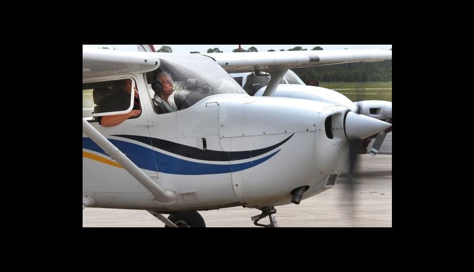 Billy Jones, la abuela que piloteó un avión a sus 90 años – eju.tv