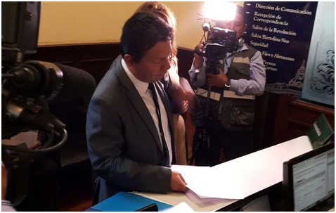 TSE se queda con 5 vocales y tras renunciar Paredes admite que aportó a ...