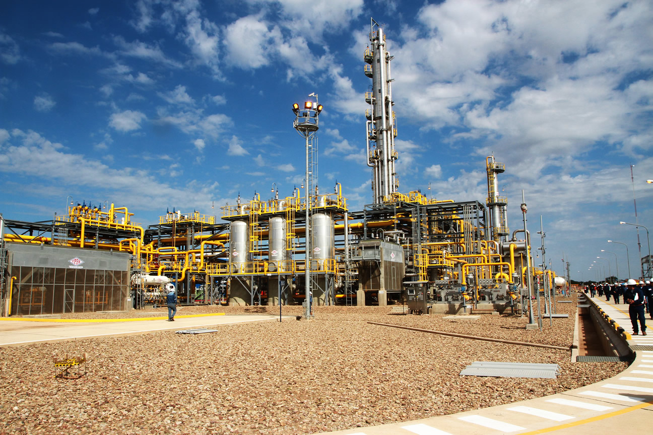 Planta de GNL se inaugurará hasta enero – eju.tv