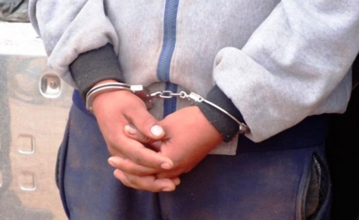 Arrestan a un hombre por amenazar a dama de compañía – eju.tv