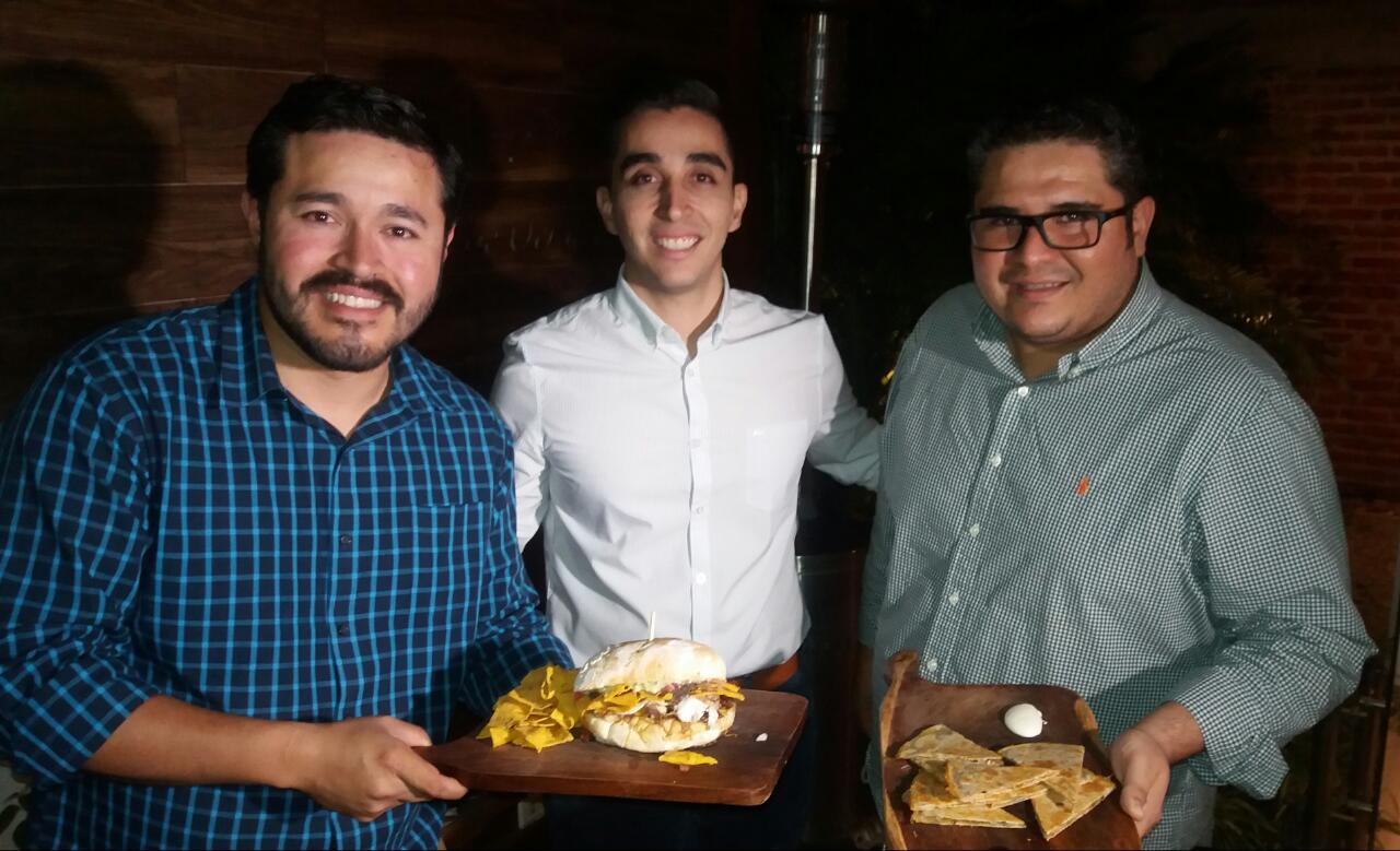 Piñata Wey: El auténtico sabor de la comida mexicana abrió sus puertas ...