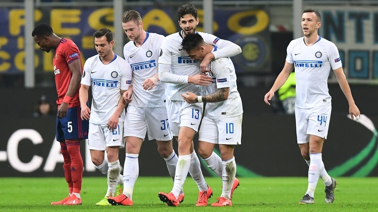 La extravagante camiseta del Inter que fusiona 10 modelos en uno – eju.tv