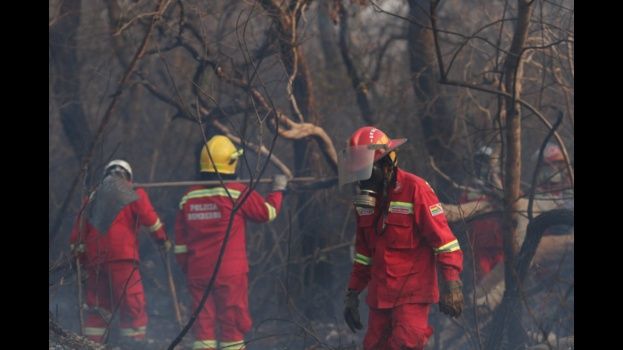 Conforman «Comando de Incidentes» en Roboré para atender incendio ...